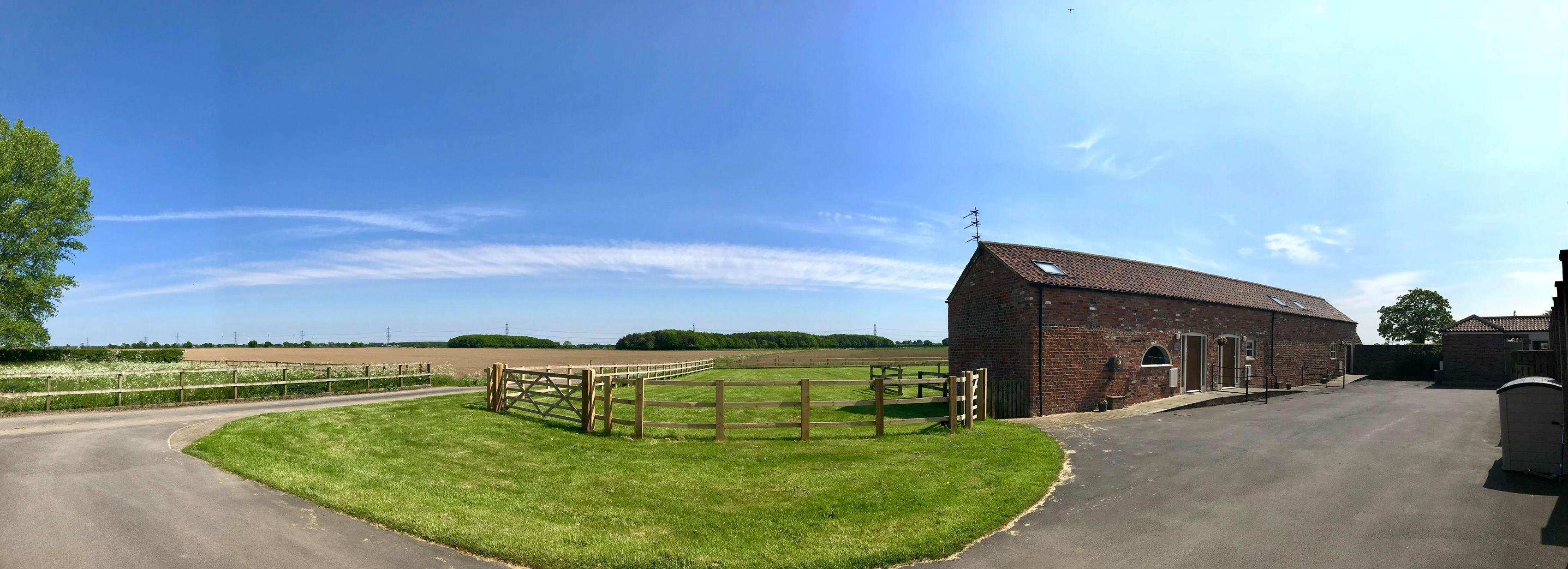 York Farm Barns, sleeps 12 near York - Acacia Cottages